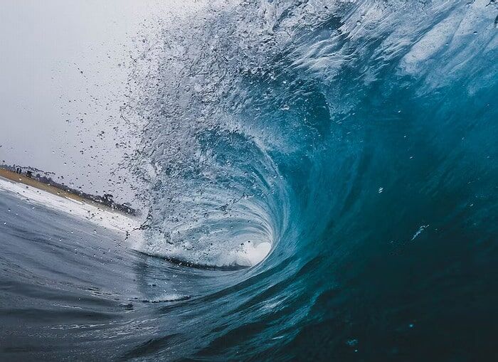 Advantages and Disadvantages of Wave Energy