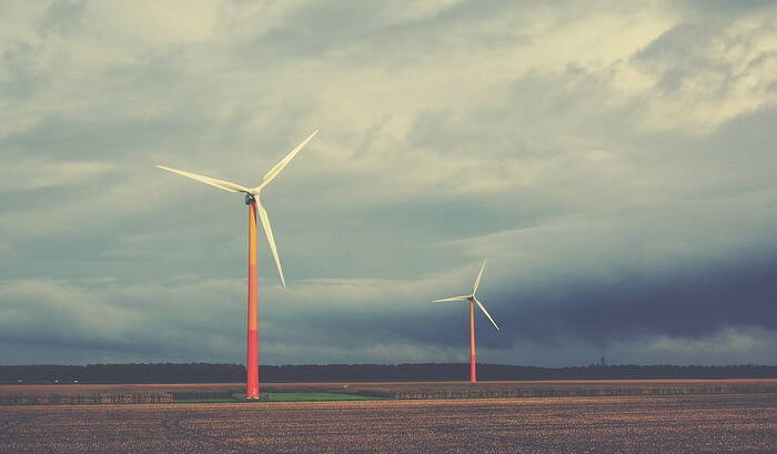 Why Do Wind Turbines Stop in High Winds?